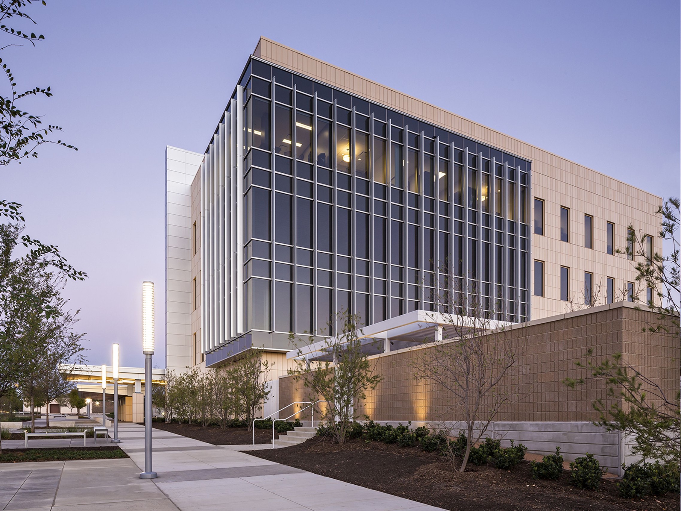 Moncrief Cancer Institute - Architect Magazine