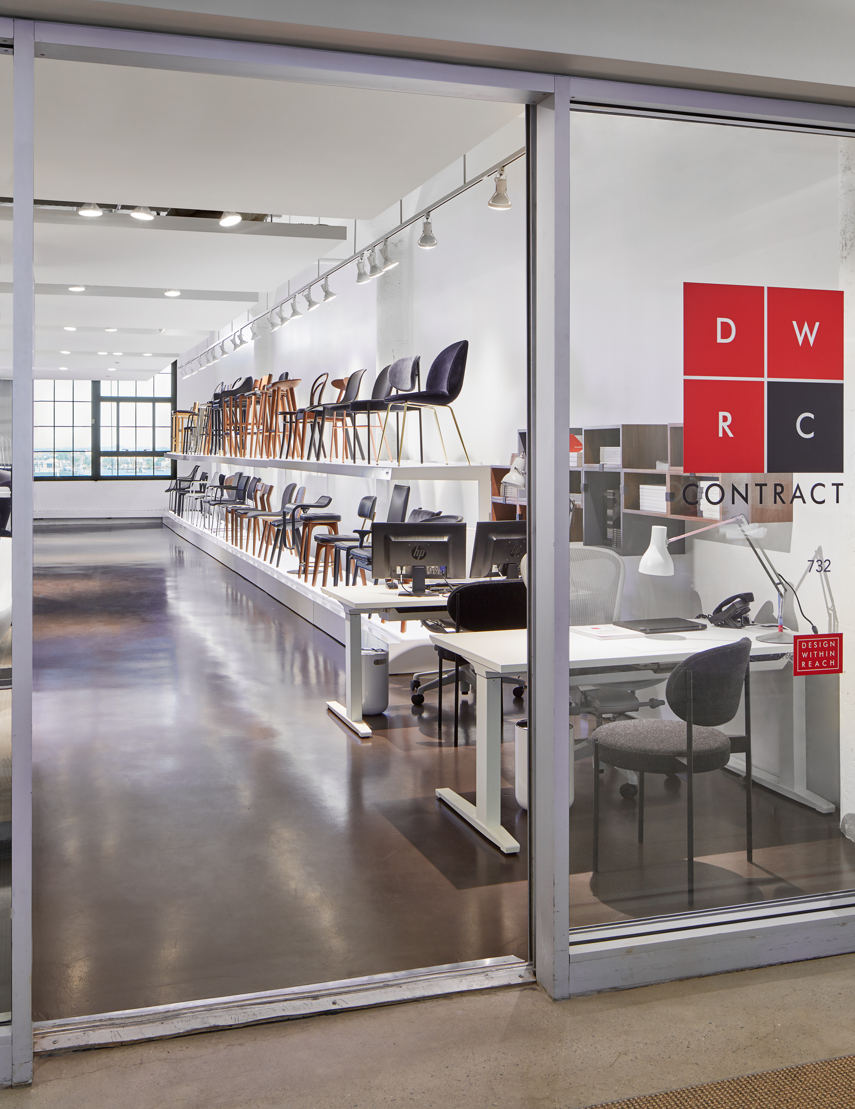 Design Within Reach Contract Showroom - Architect Magazine