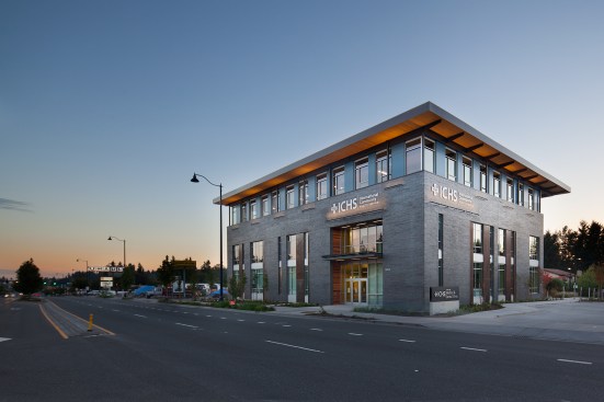 Shoreline Medical and Dental Clinic - Architect Magazine