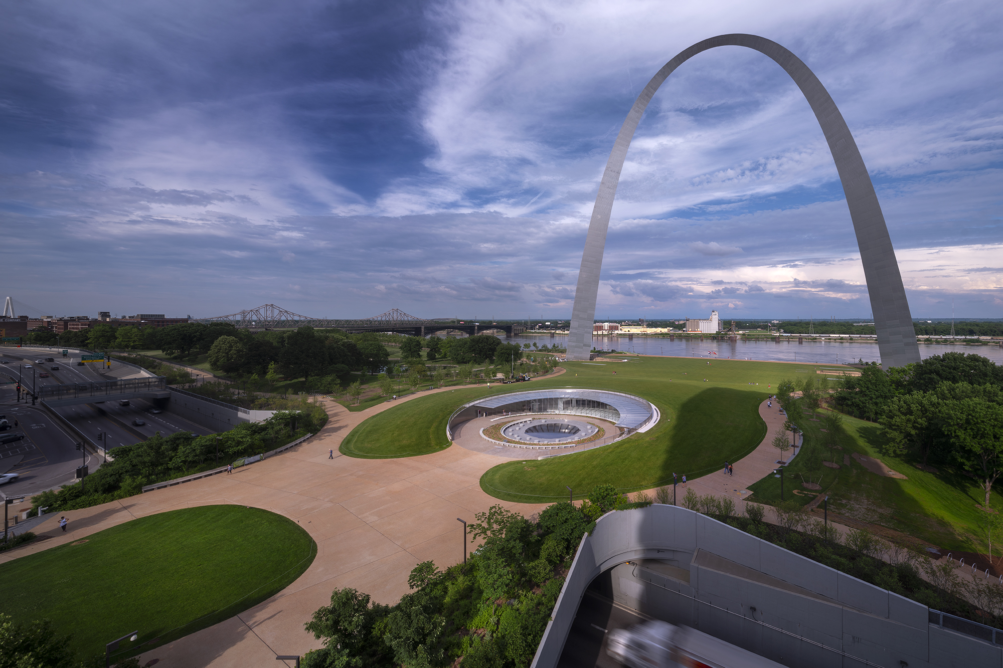 Gateway Arch Museum and Visitor Center - Architect Magazine