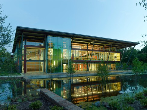 Hillary Rodham Clinton Children's Library and Learning Center ...