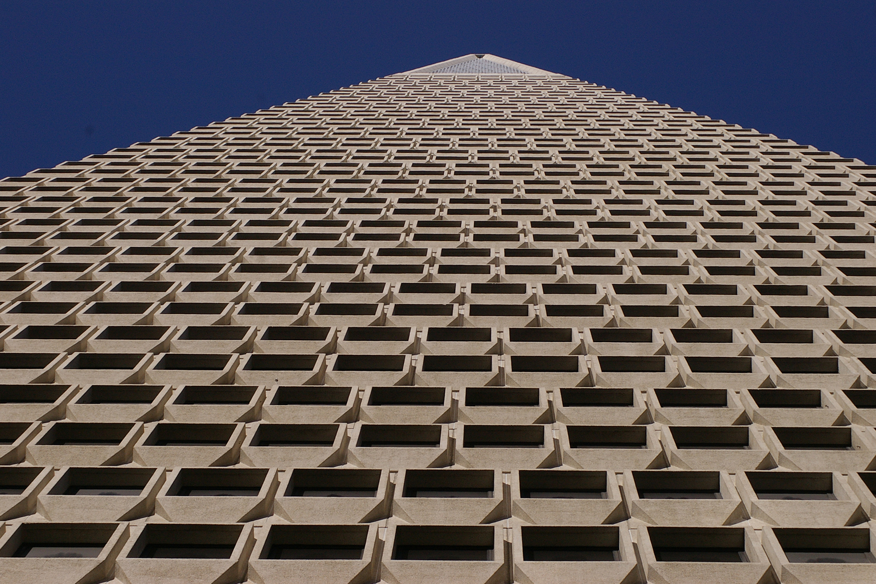 Which William Pereira Buildings Are Worth Preserving?