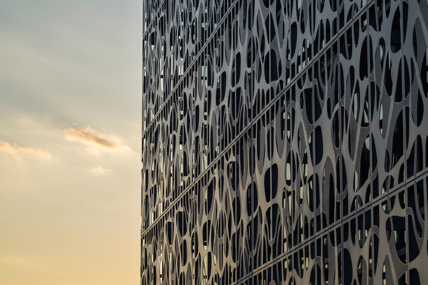 UPenn's Levin Building Biomorphic Facade