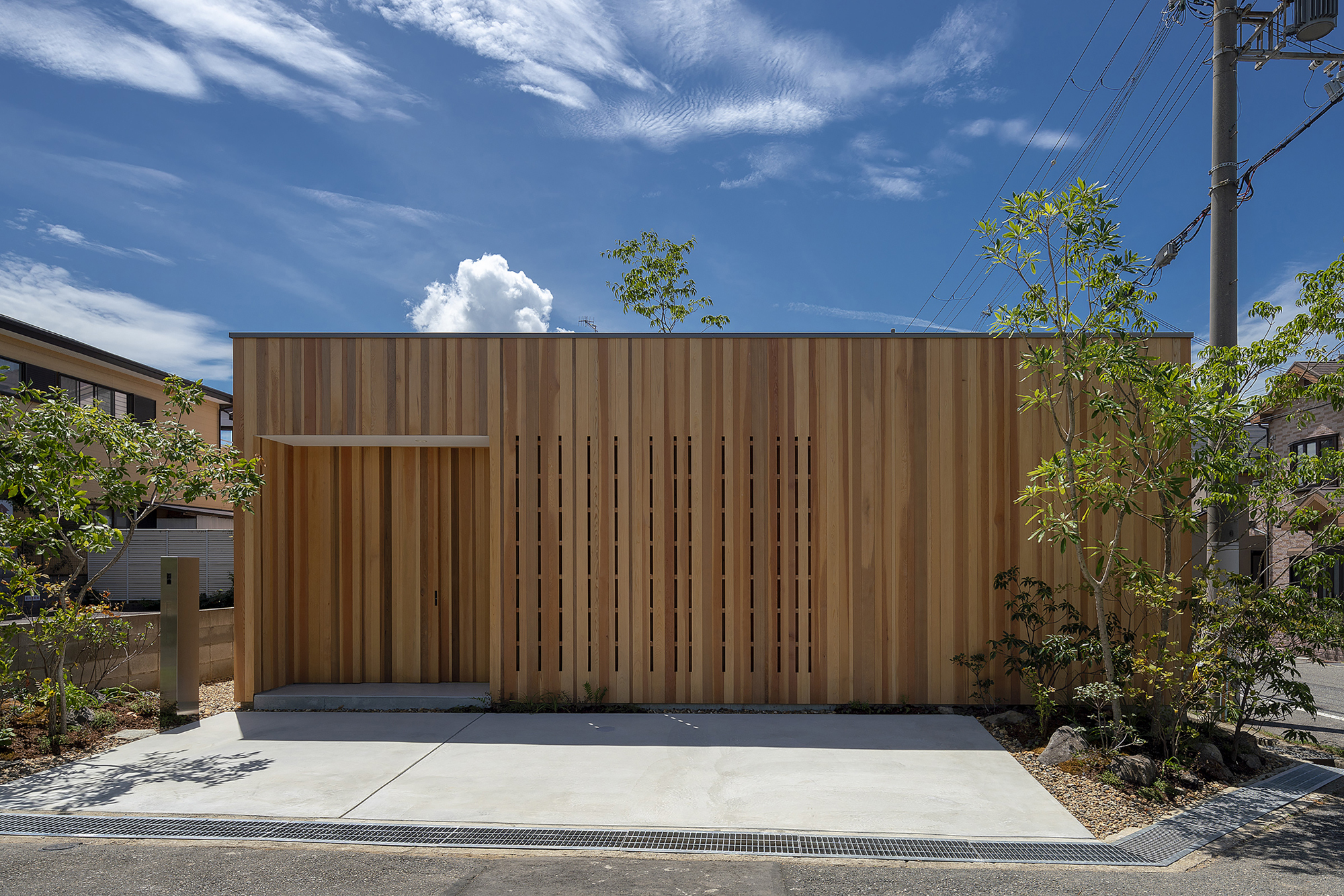 Seven Single-Family Houses in Japan