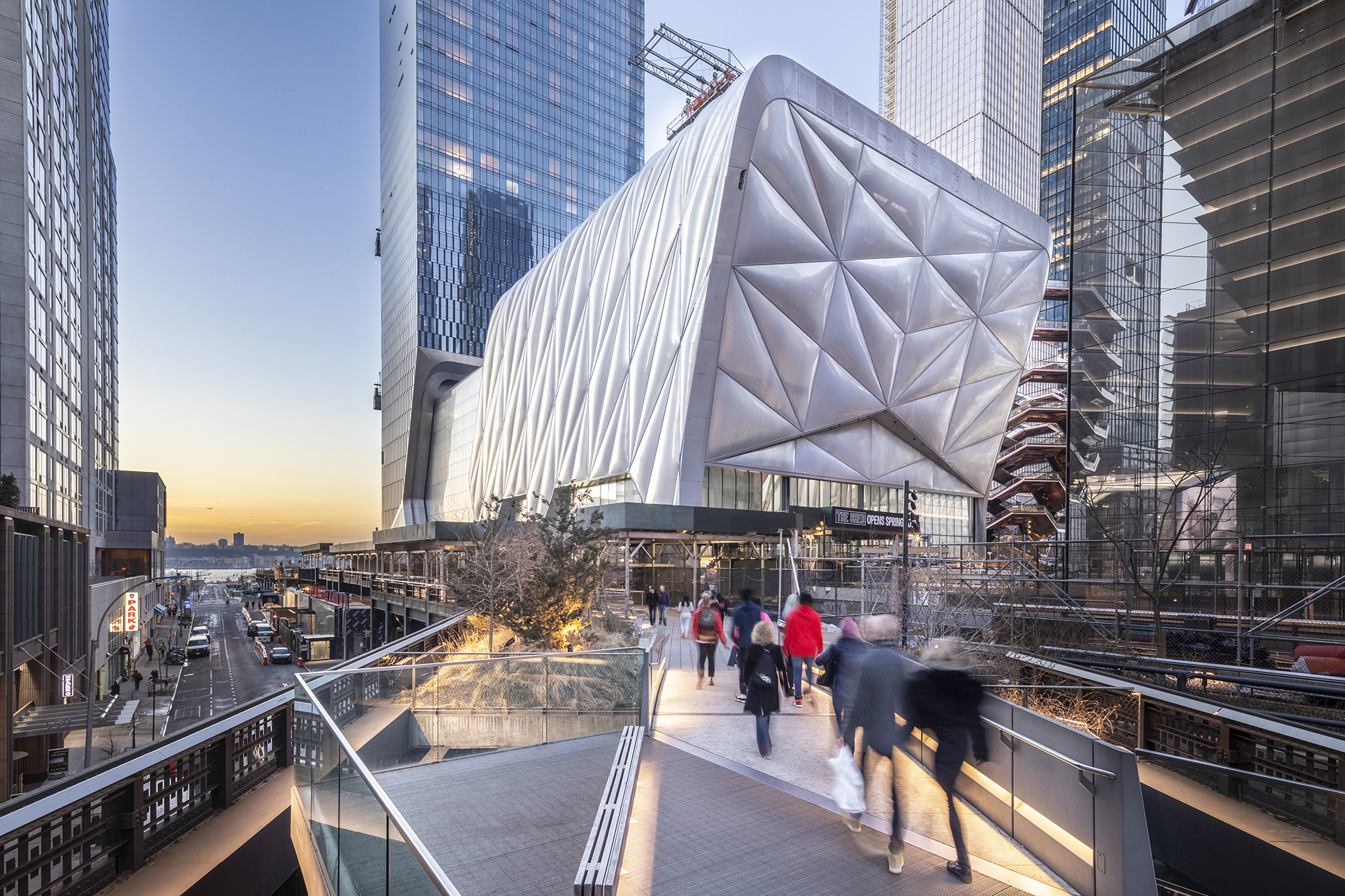 The Move: Diller Scofidio + Renfro Produce a Movable Spectacle at a ...