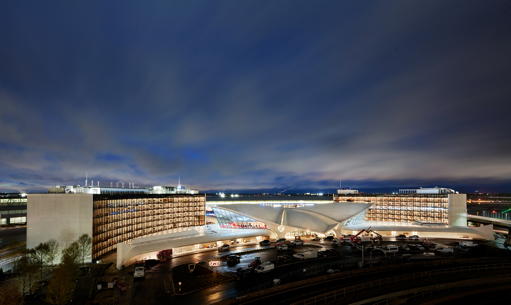 The Seductive Fantasy of Saarinen's TWA Terminal