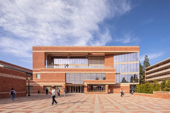 Marion Anderson Hall, UCLA Anderson School of Management - Architect ...