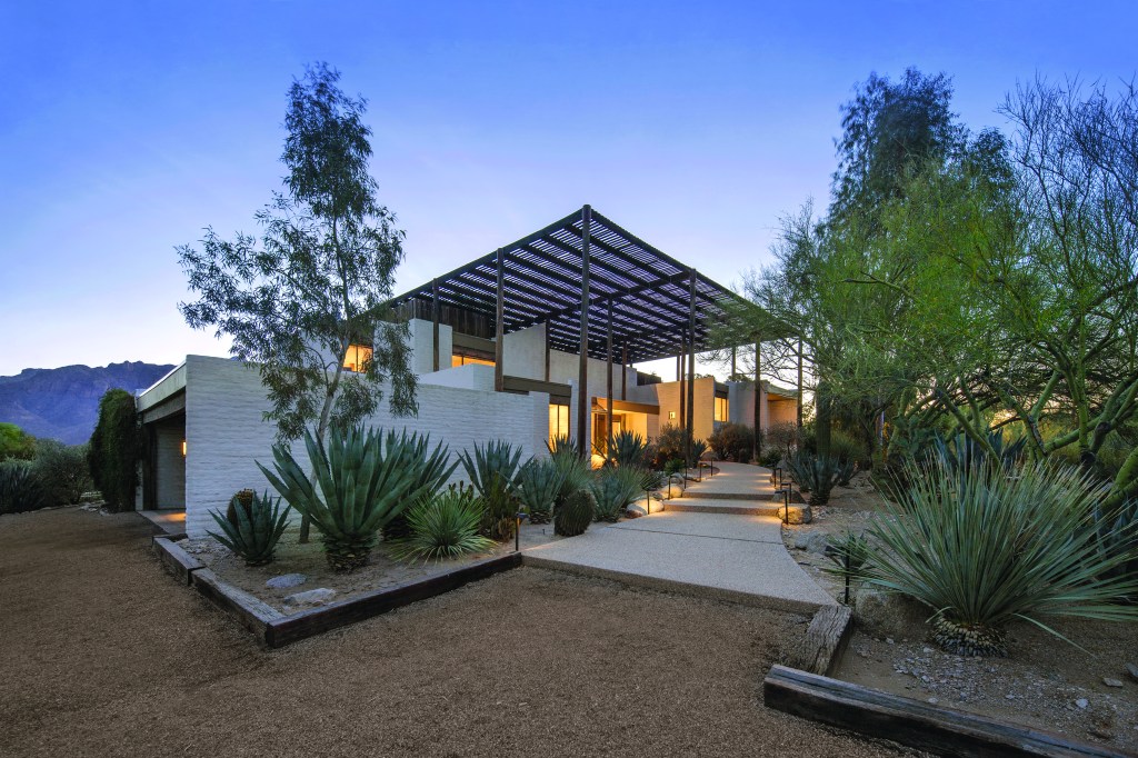 Pioneering Architect Judith Chafee and Her Unique Desert Modernism Are ...