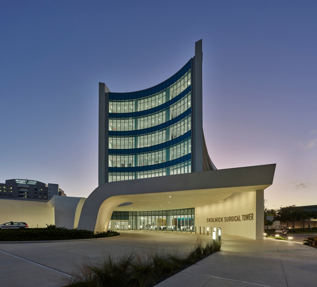 A Hospital Complex That Channels Miami Beach