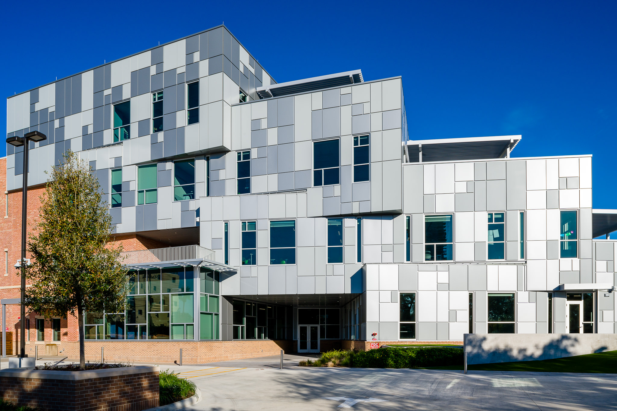 Design Versatility Complements STEM Curriculum for Innovative Houston ...