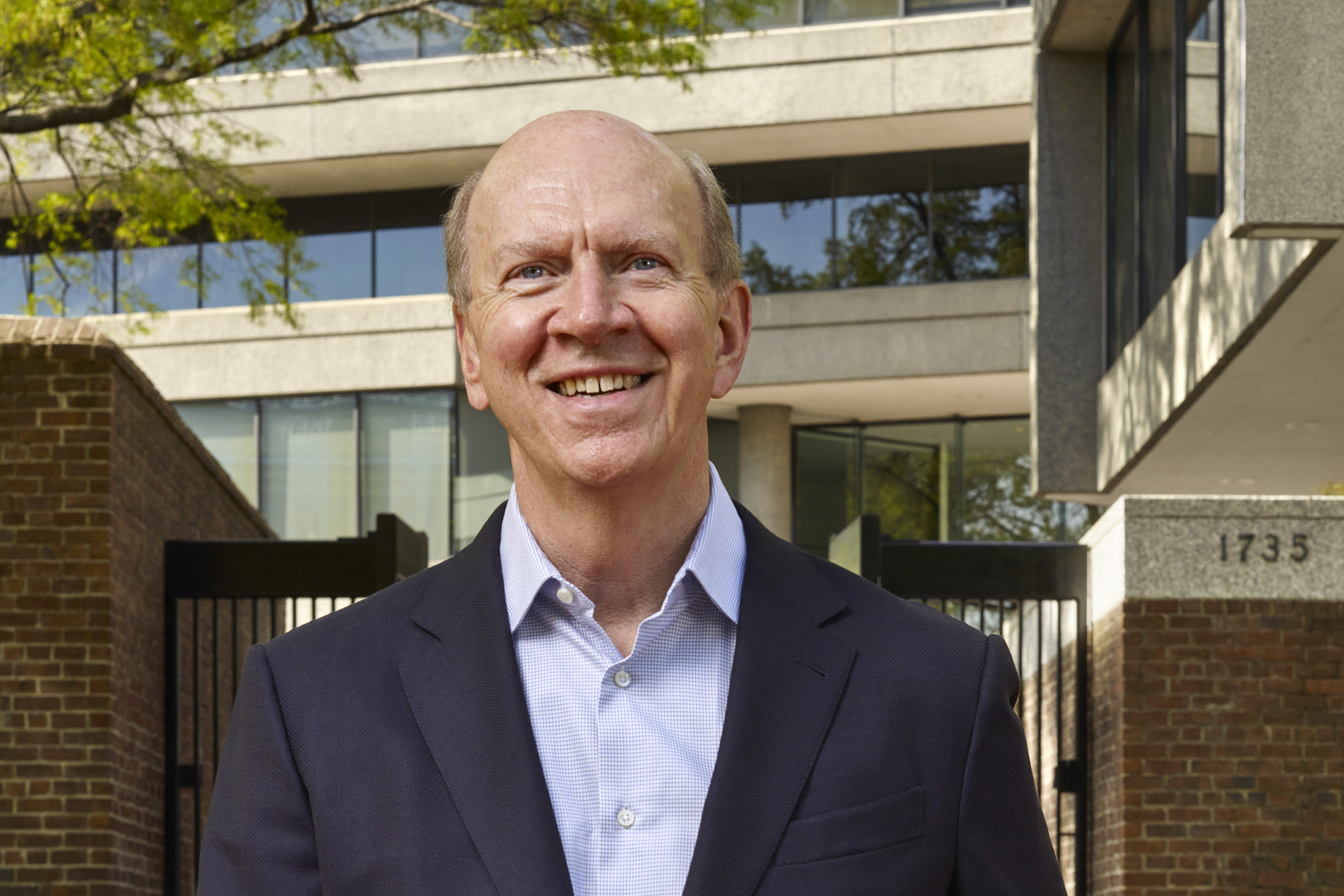 Robert Ivy to Retire from AIA in December