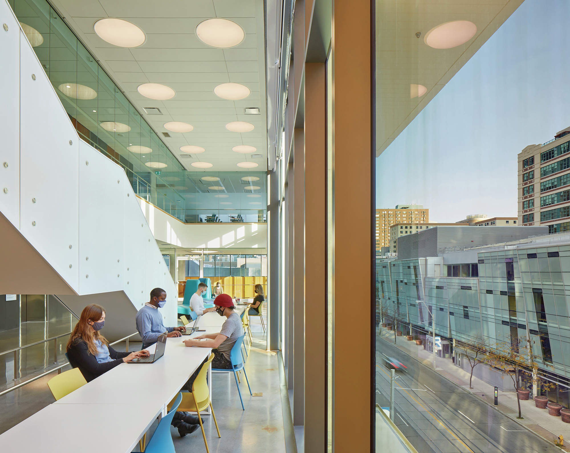 Ryerson University Daphne Cockwell Health Sciences Complex - Architect ...