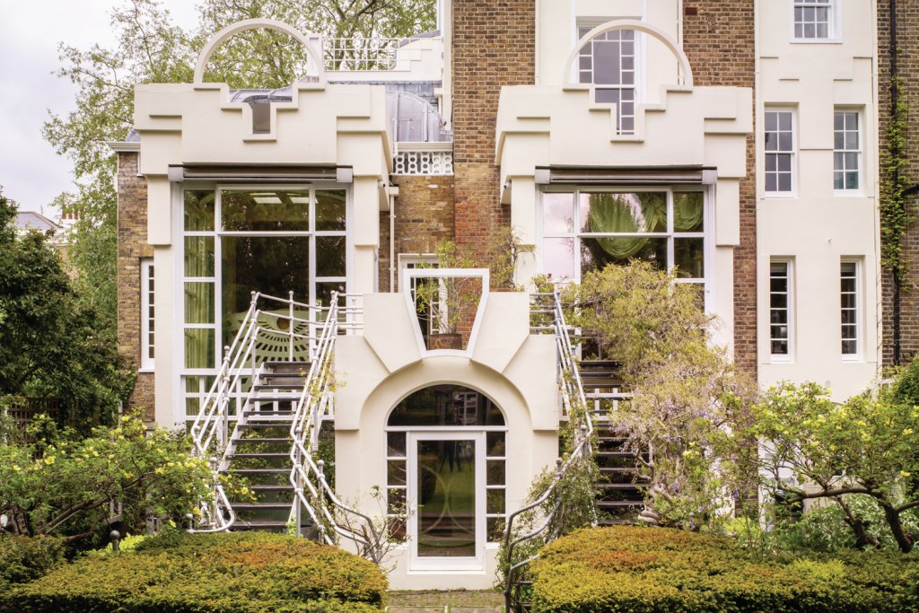 Cosmic Comforts: The Home of Charles Jencks and Maggie Keswick Jencks ...