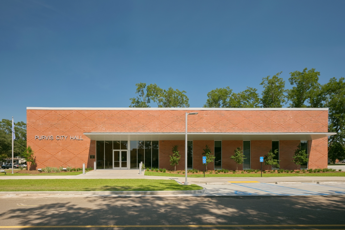 City Hall Project Bridges Town’s Past and Future