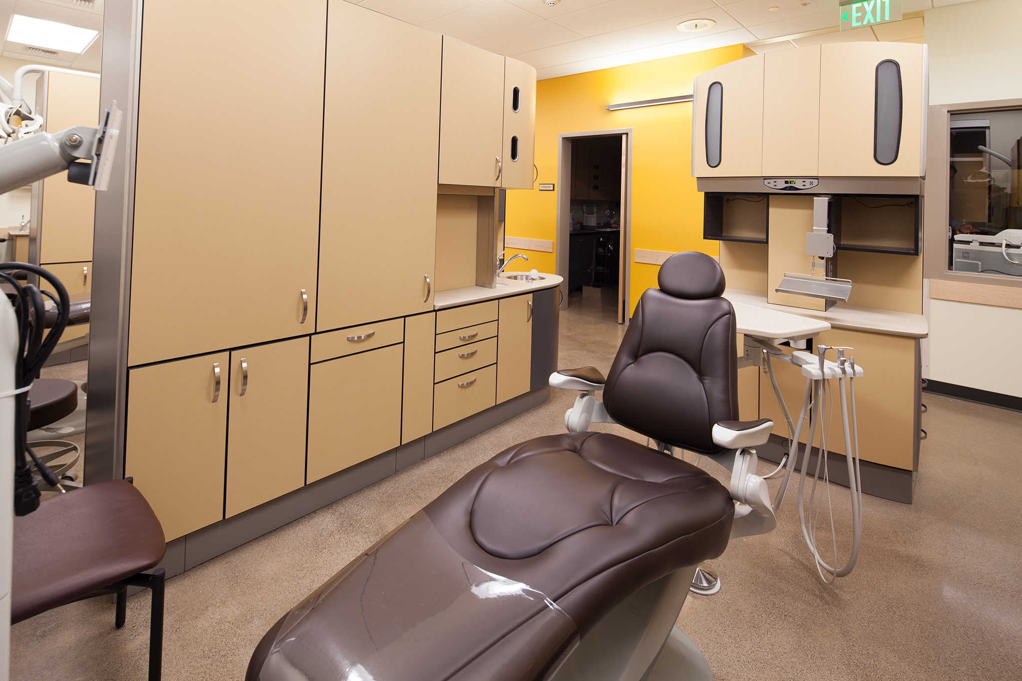 Shoreline Medical and Dental Clinic - Architect Magazine