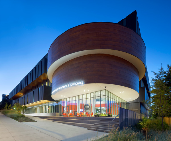 Lazaridis Hall, Wilfrid Laurier University - Architect Magazine