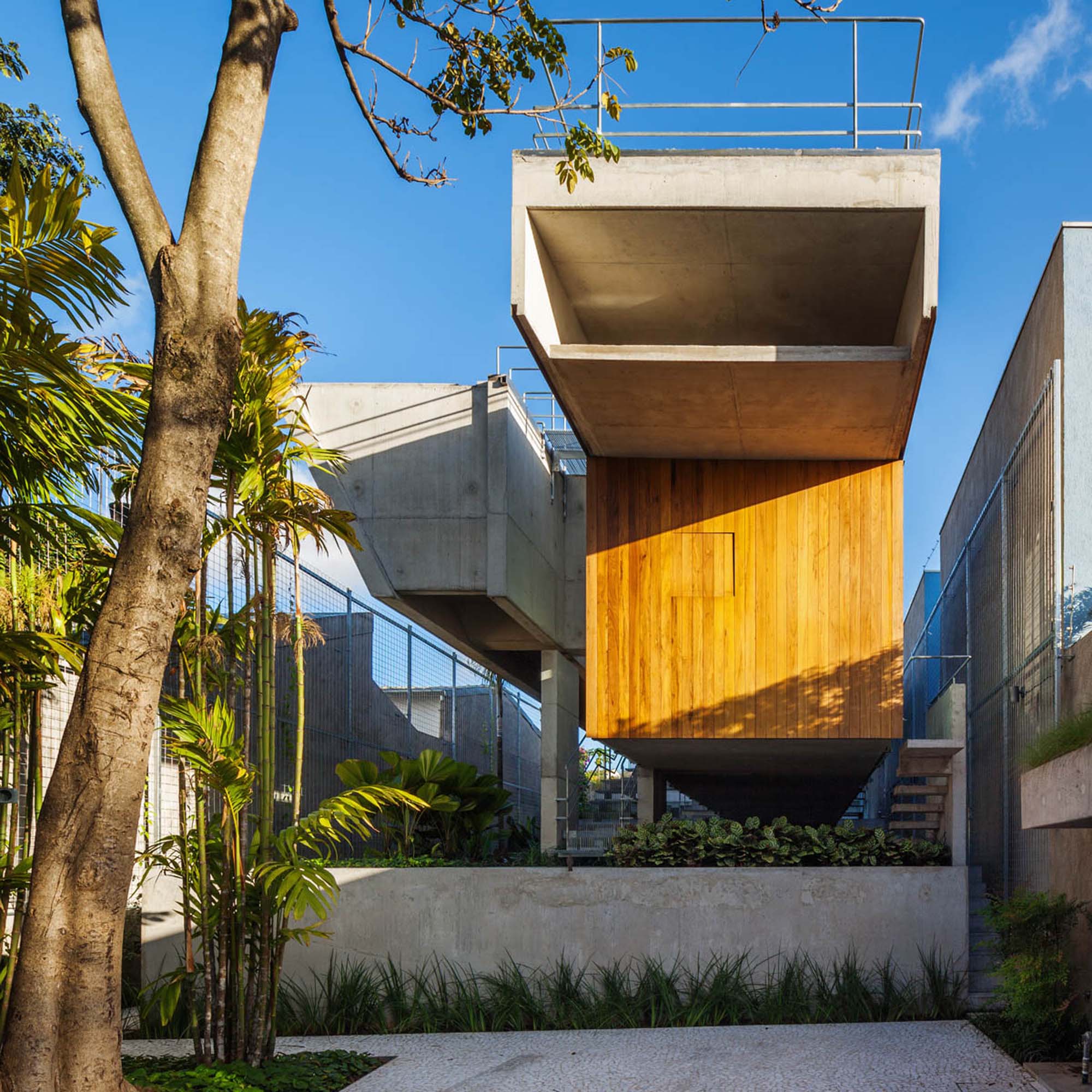 Weekend House - Architect Magazine