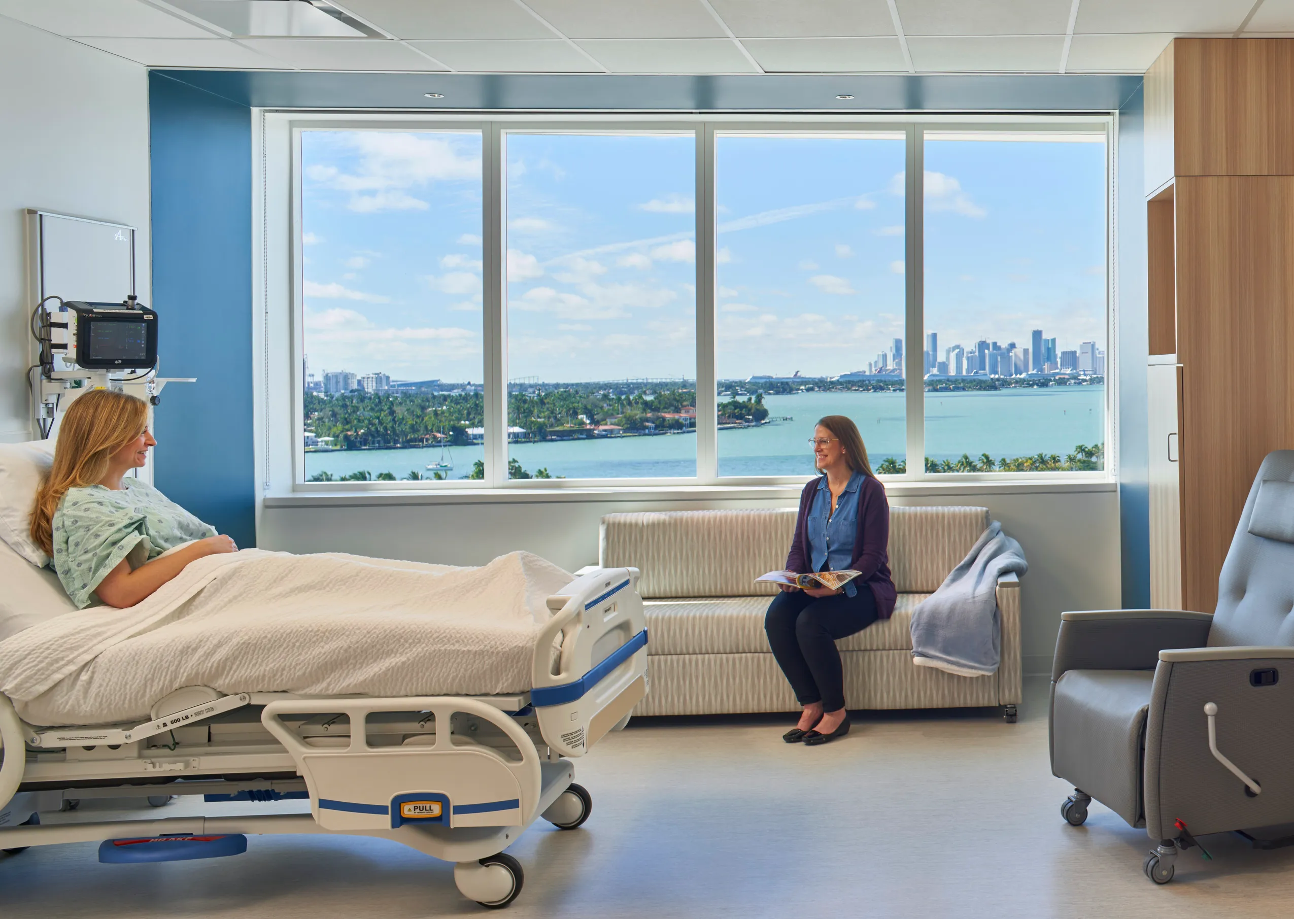 A Hospital Complex That Channels Miami Beach