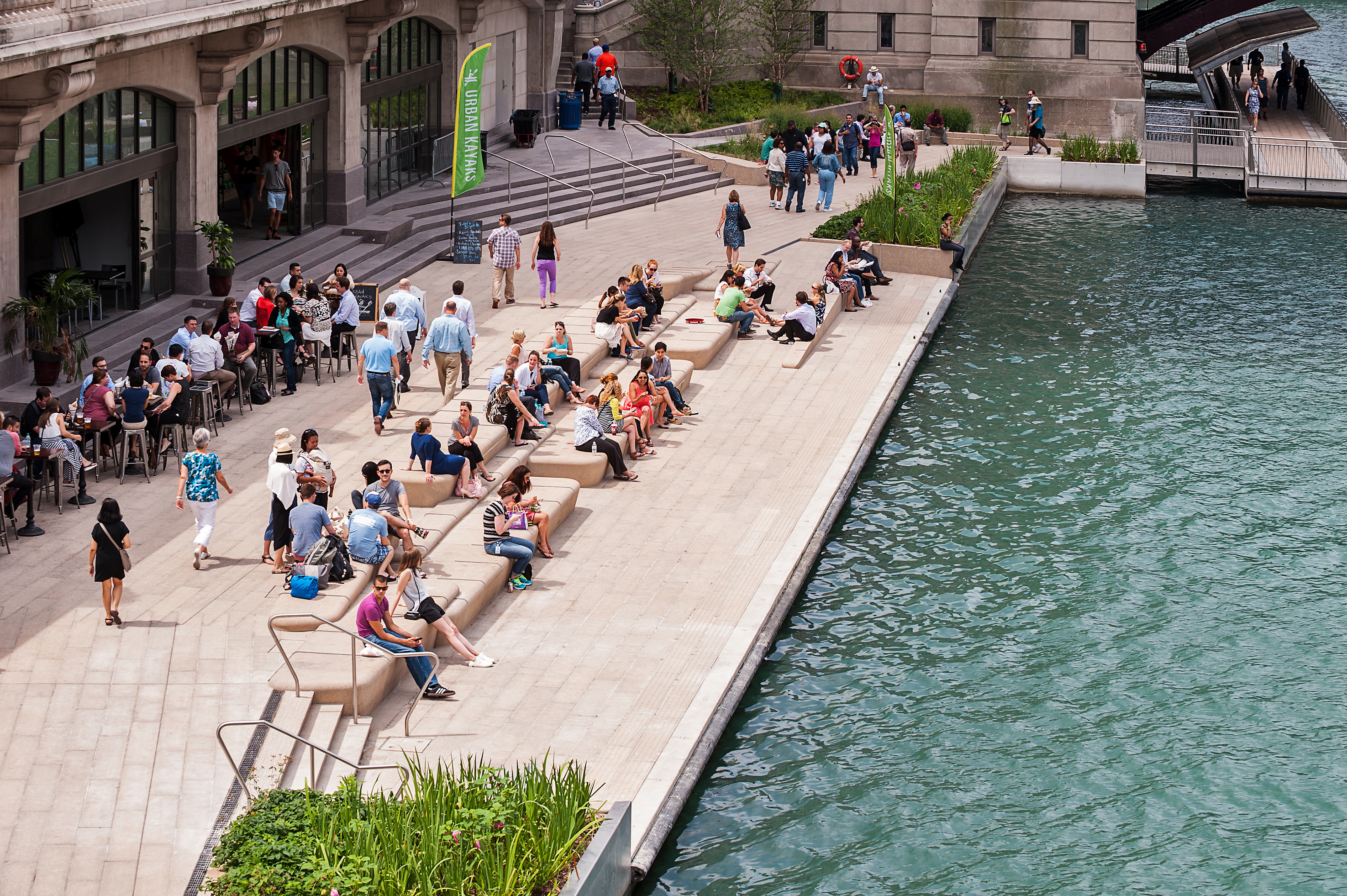 Chicago Riverwalk - Architect Magazine