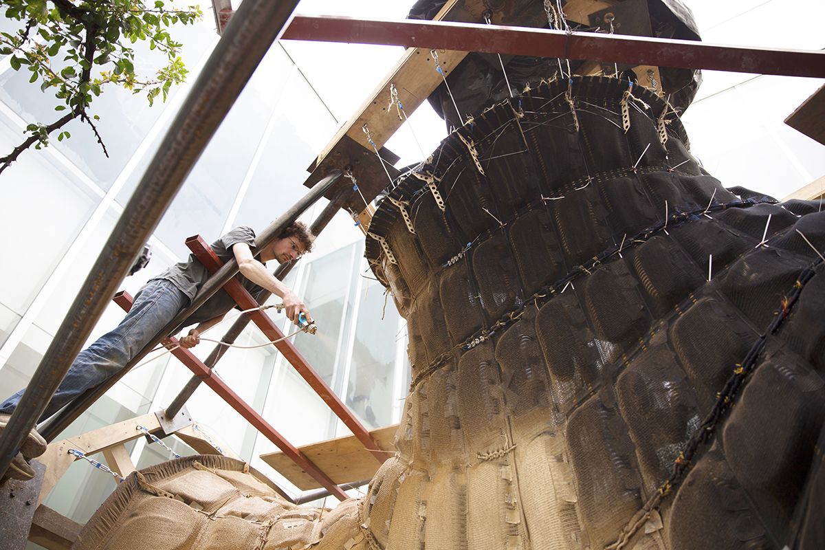 Knitted Formwork Shapes This Ultra-Thin Double-Curved Concrete Structure