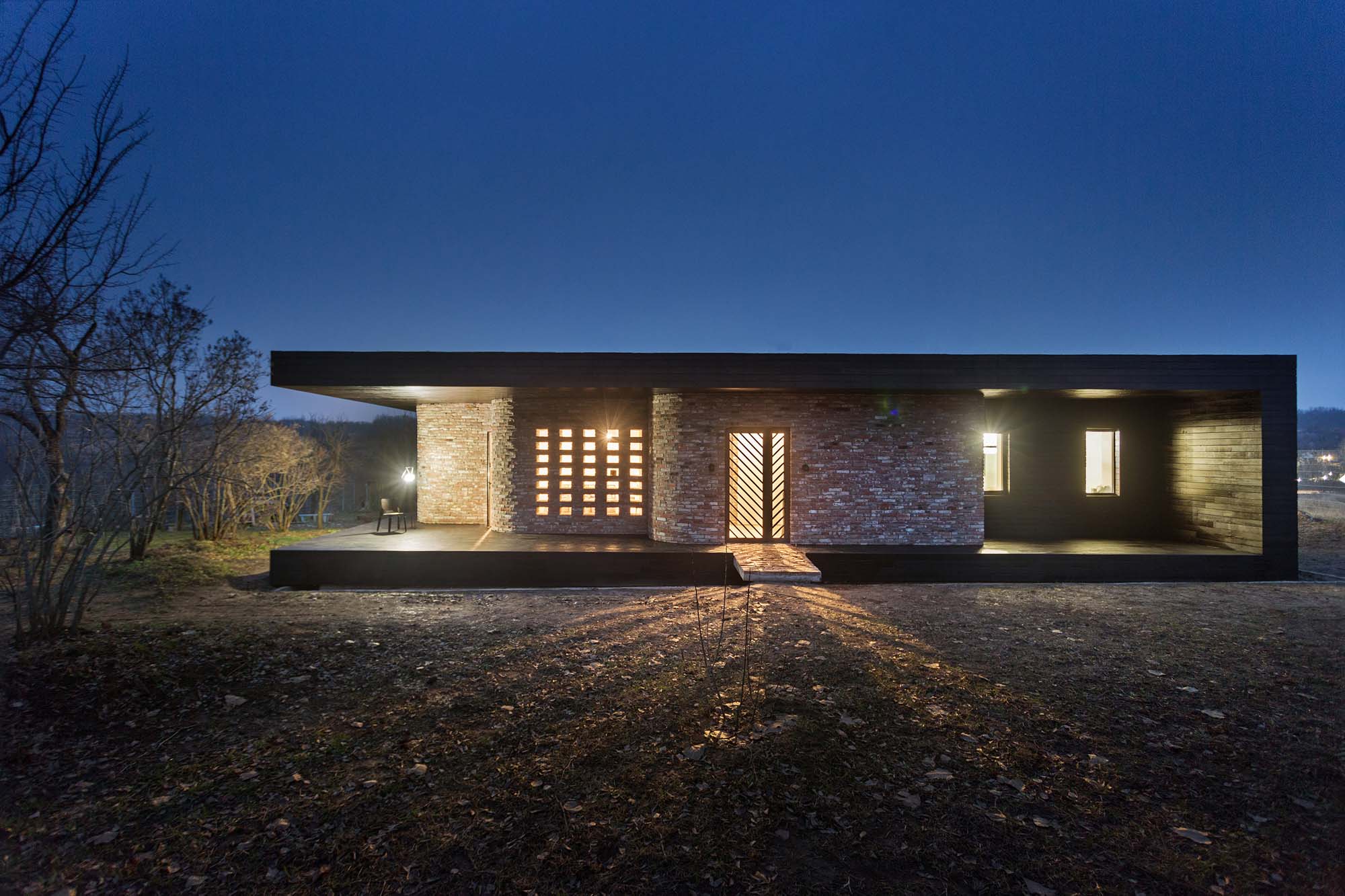 Weekend House - Architect Magazine
