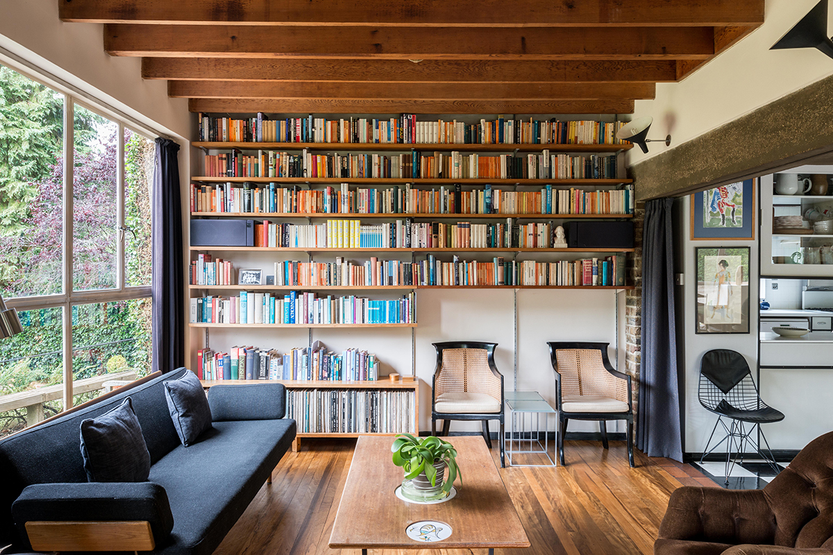 Alison and Peter Smithson's Sugden House Hits the Market For the First Time