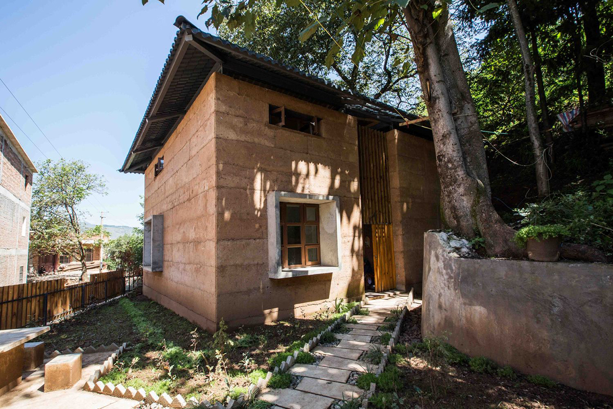 Rammed-Earth Earthquake-Resistant House Prototype Named the World ...