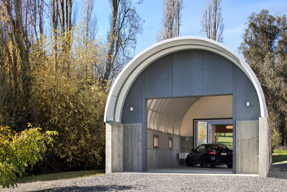 Bloomfield Artist's Studio & Garage - Architect Magazine