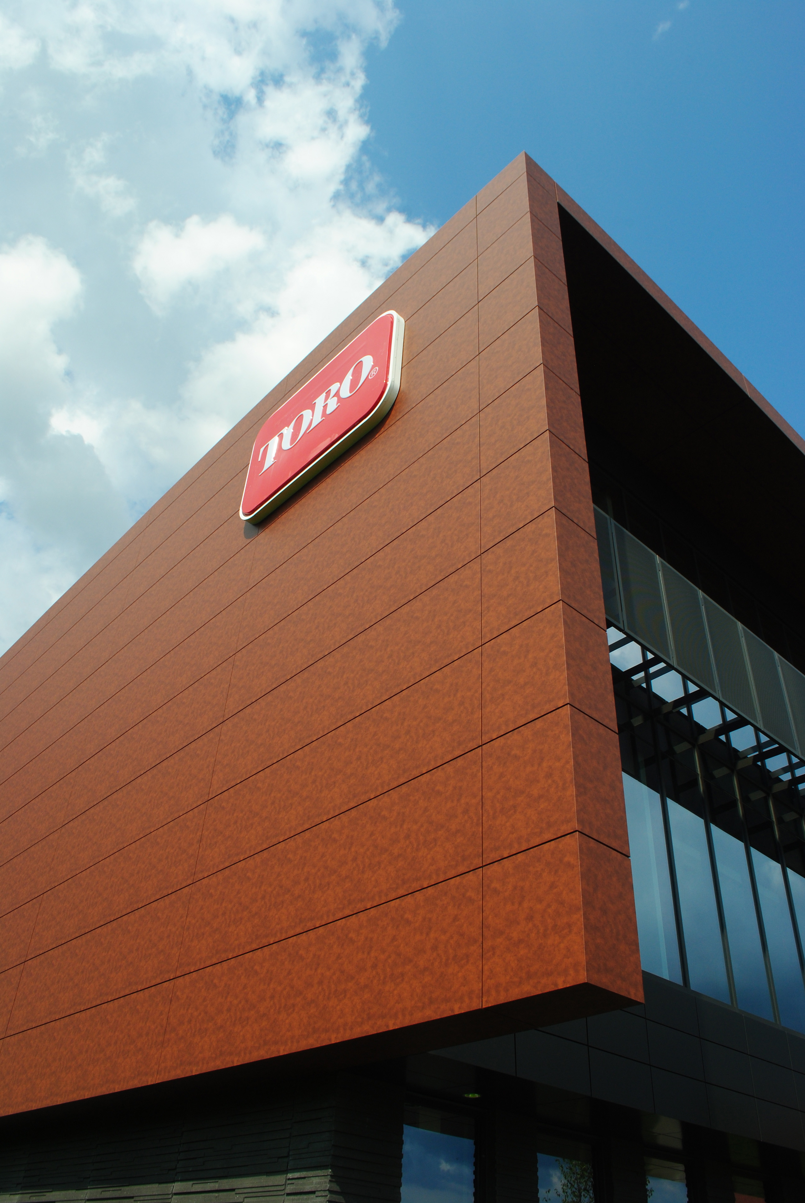 The Toro Company Headquarters Expansion - Architect Magazine