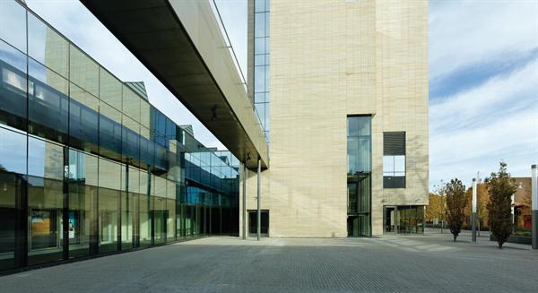 Reva And David Logan Center For The Arts - Architect Magazine