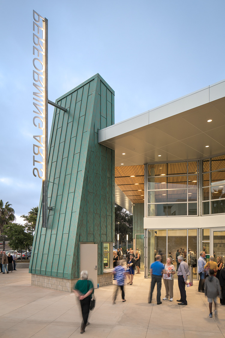 Oceanside High School Performing Arts Center - Architect Magazine