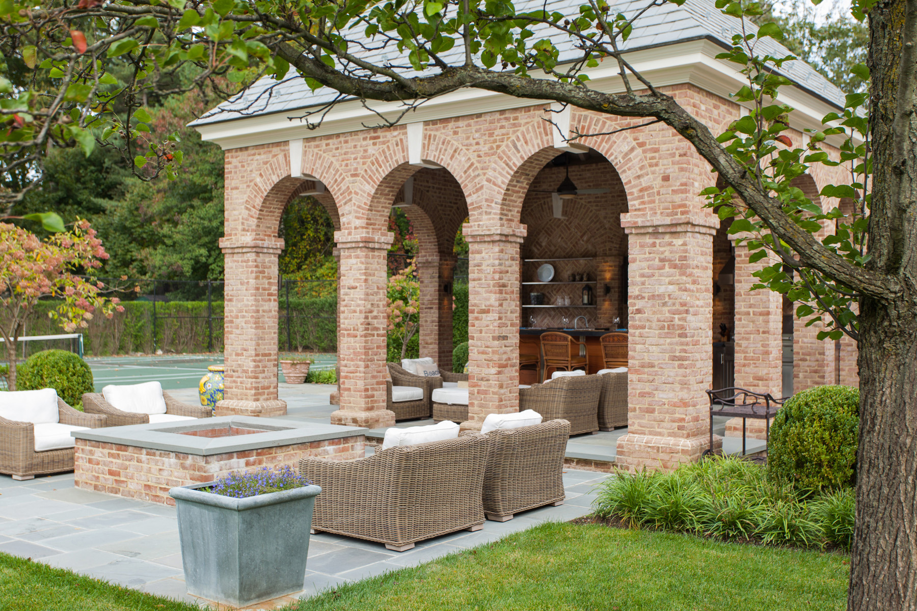 Pool Pavilion on a Classic Georgian Estate - Architect Magazine