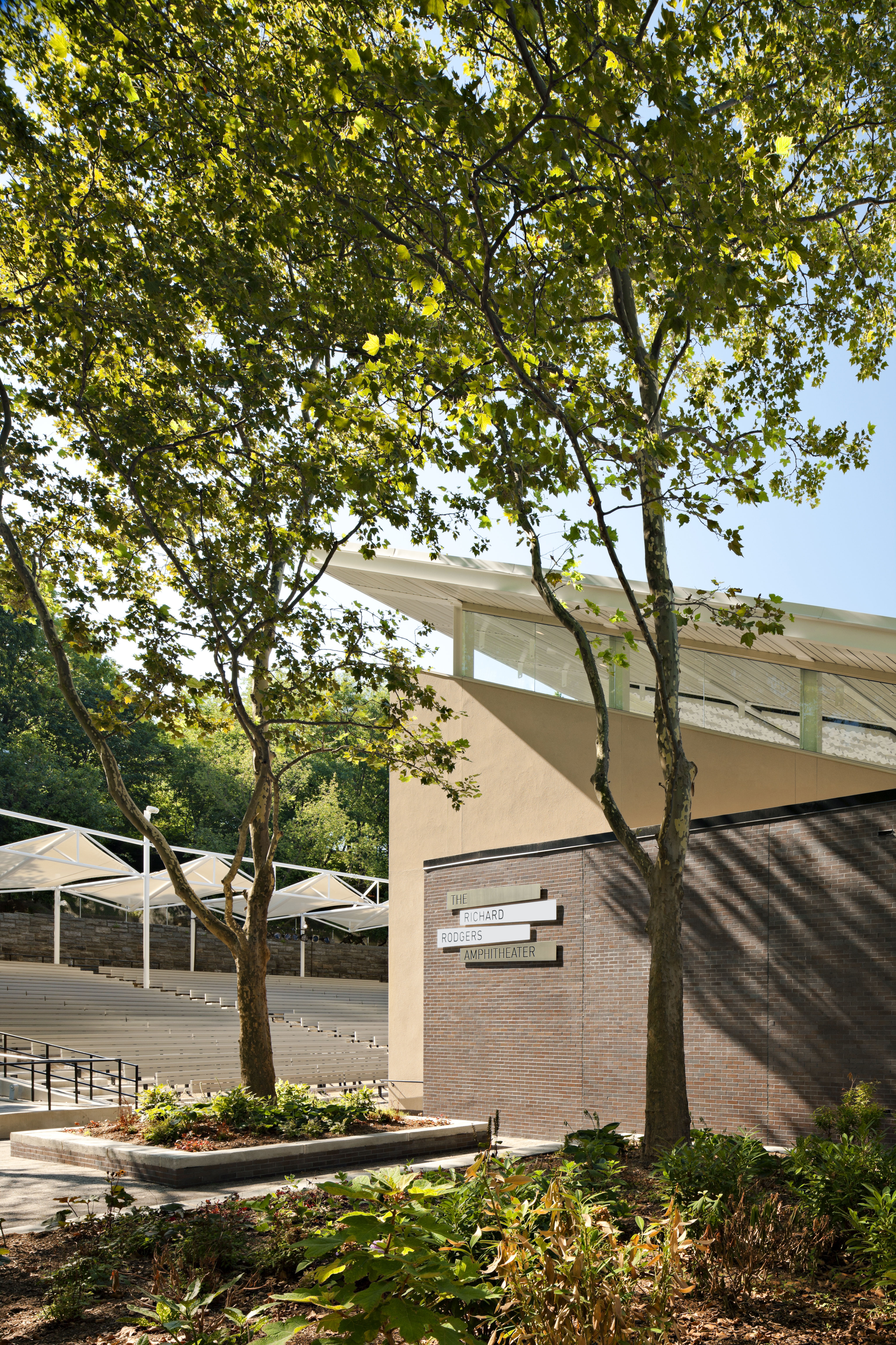 Richard Rogers Amphitheater at Marcus Garvey Park - Architect Magazine