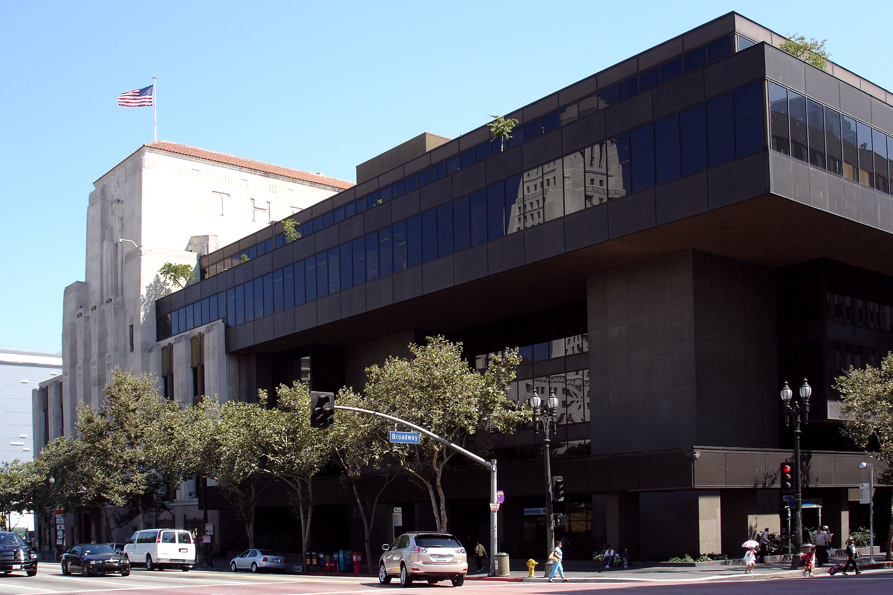 Which William Pereira Buildings Are Worth Preserving?