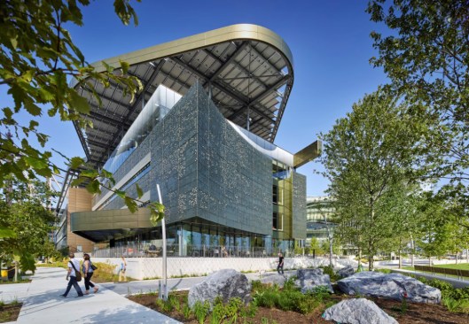 Honorable Mention: Functional Façade, Made with a Robot for Cornell ...