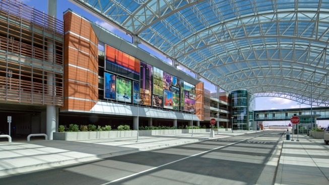 Gerald R. Ford International Airport, Terminal Area and Parking ...