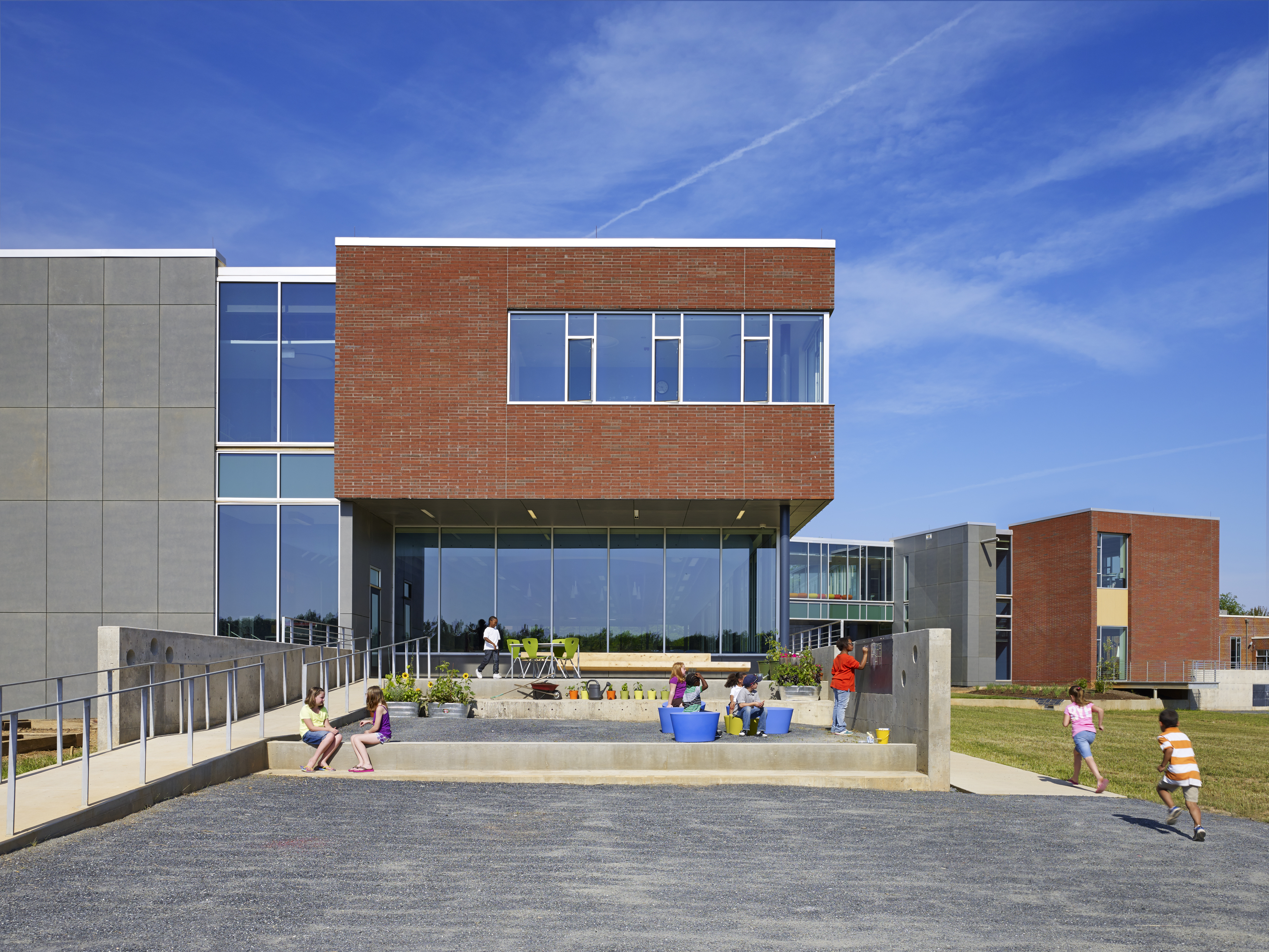 Buckingham primary + Elementary School - Architect Magazine
