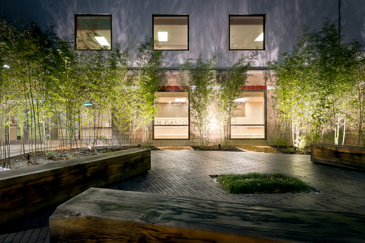 Regional One Medical Courtyard - Architect Magazine