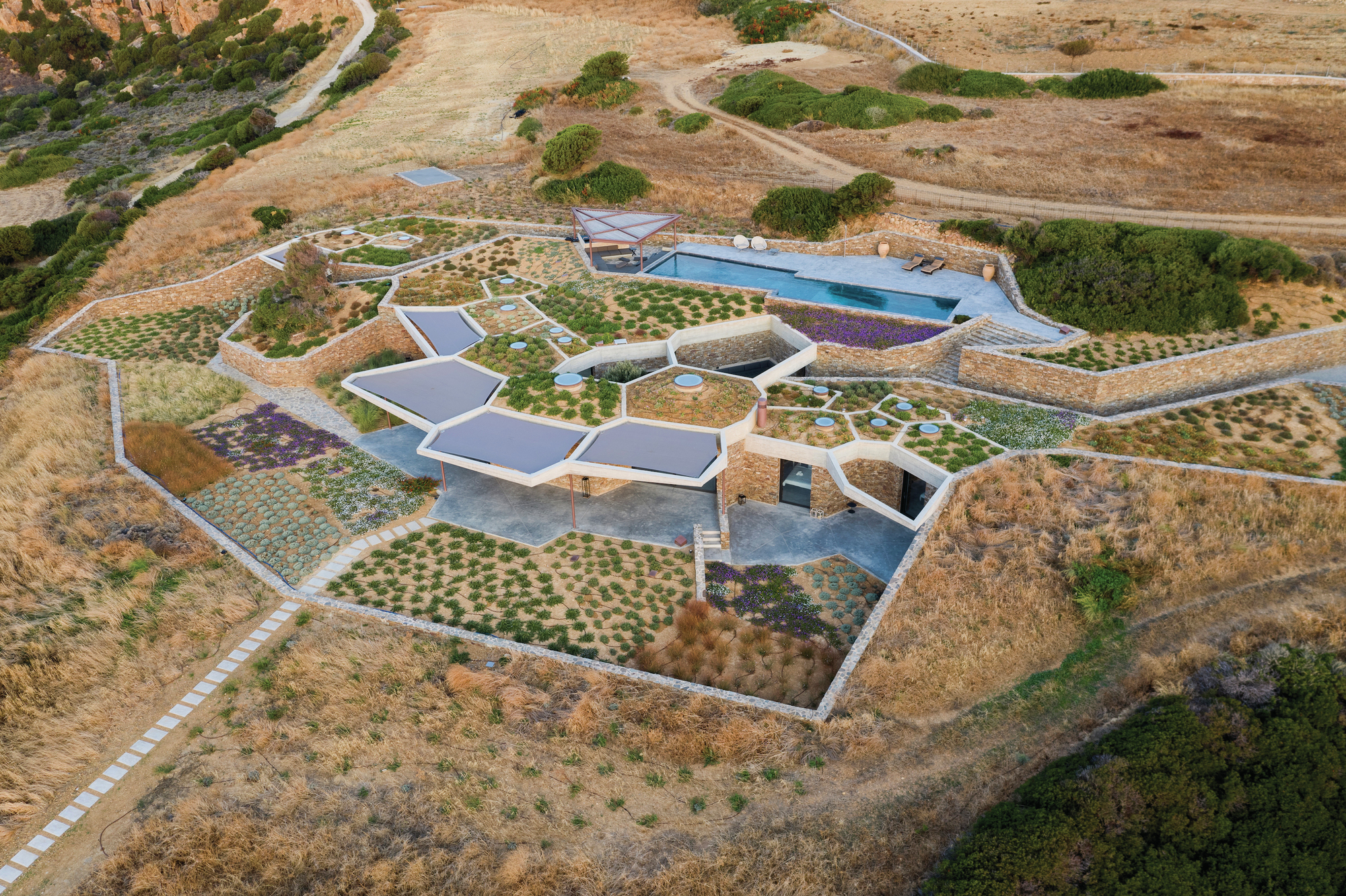 Hourglass Corral - Architect Magazine