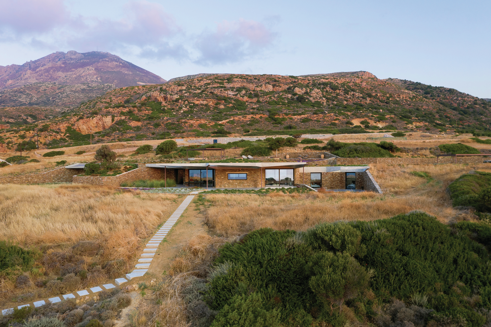 Hourglass Corral - Architect Magazine
