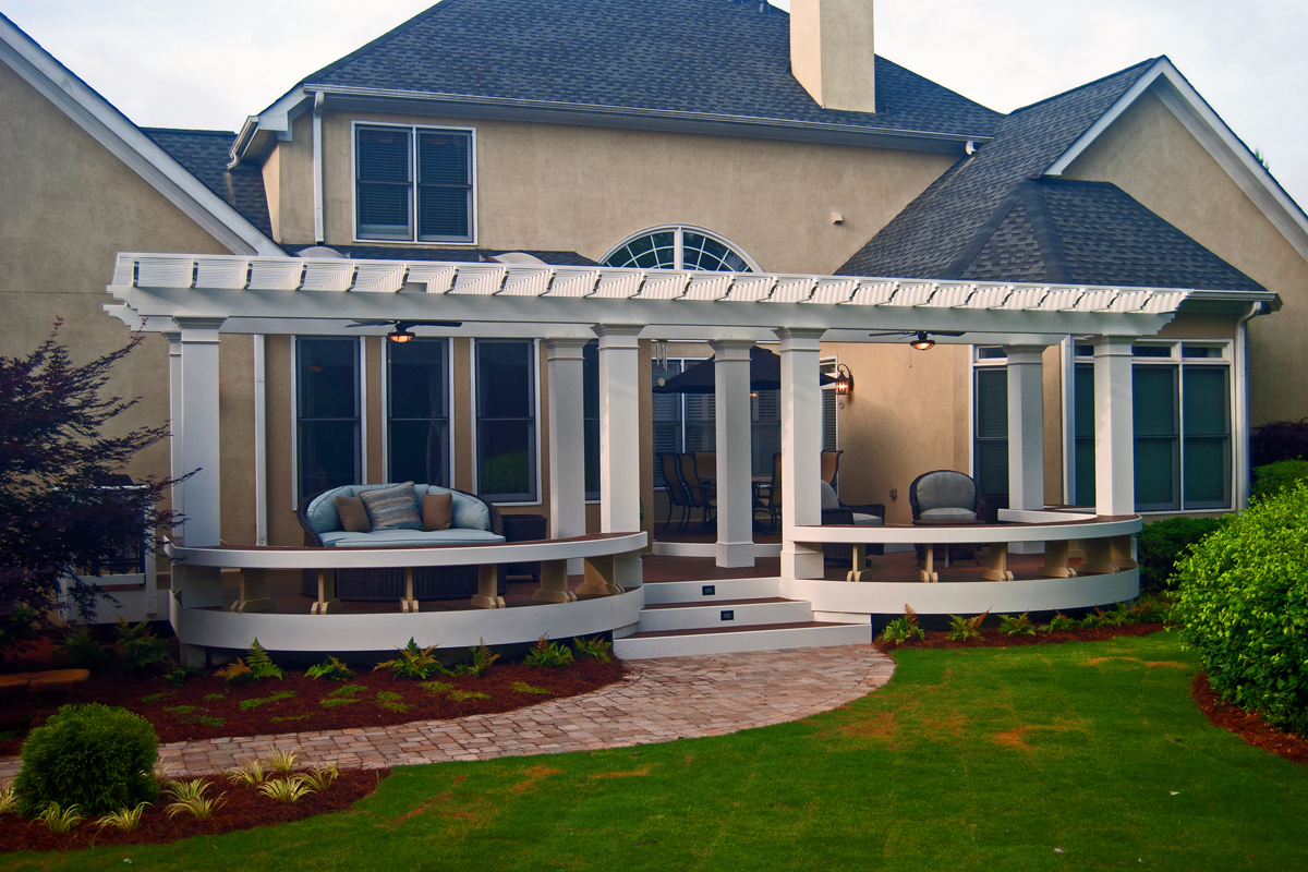 Featured Dual Radius Deck - Architect Magazine