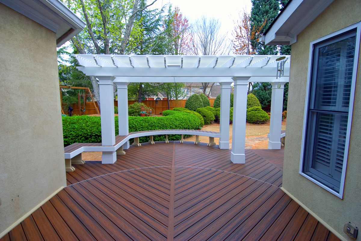 Featured Dual Radius Deck - Architect Magazine