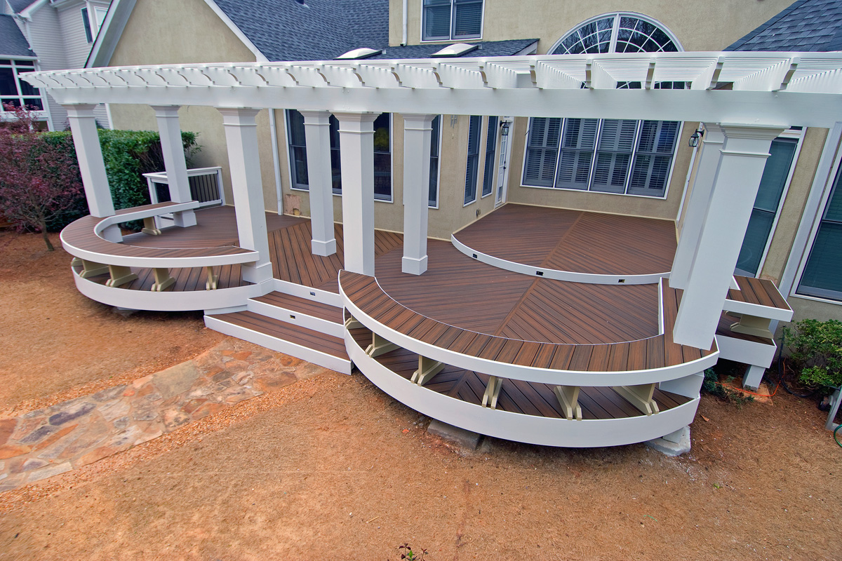 Featured Dual Radius Deck - Architect Magazine