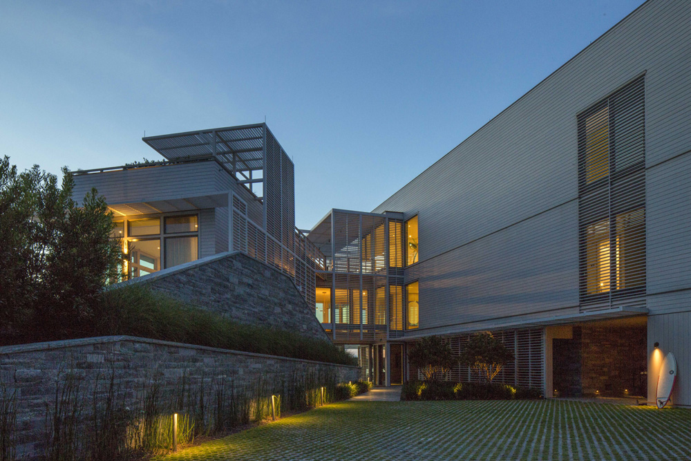 Barrier Island House on Figure Eight Island - Architect Magazine