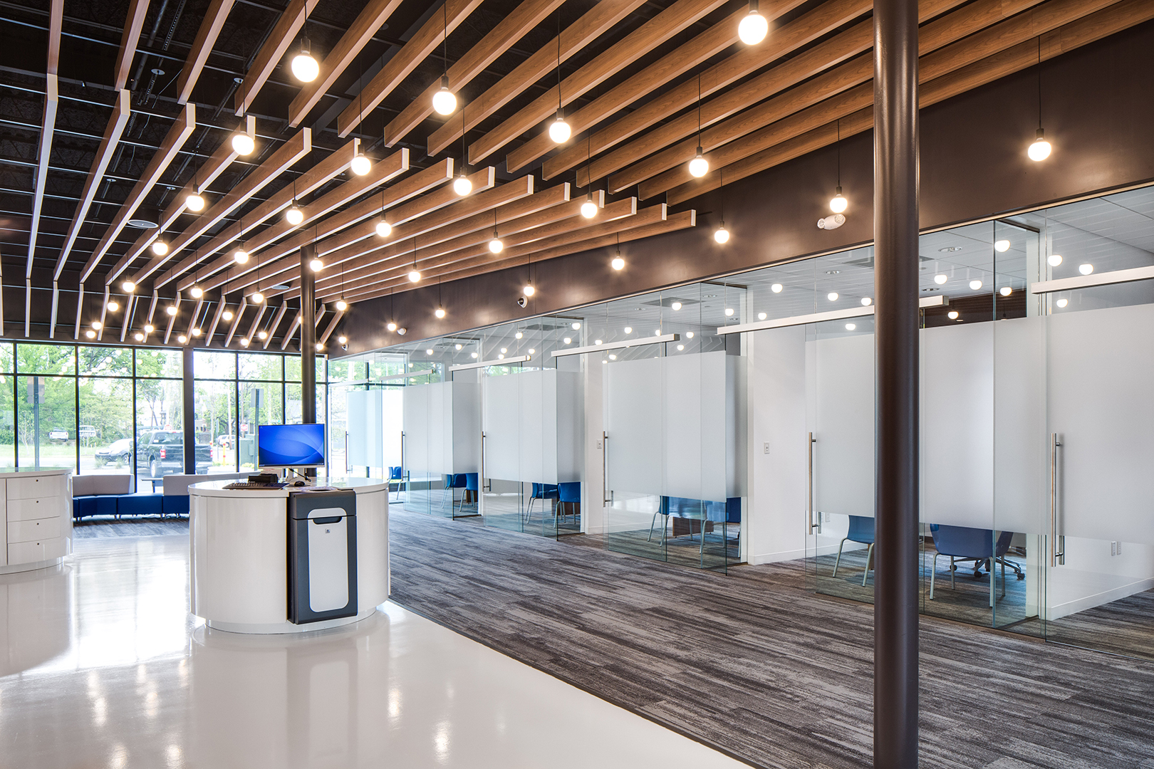 Renasant Bank (Shell + Interiors) - Architect Magazine