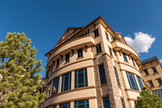 Valley View Hospital - Calaway Young Cancer Center - Architect Magazine