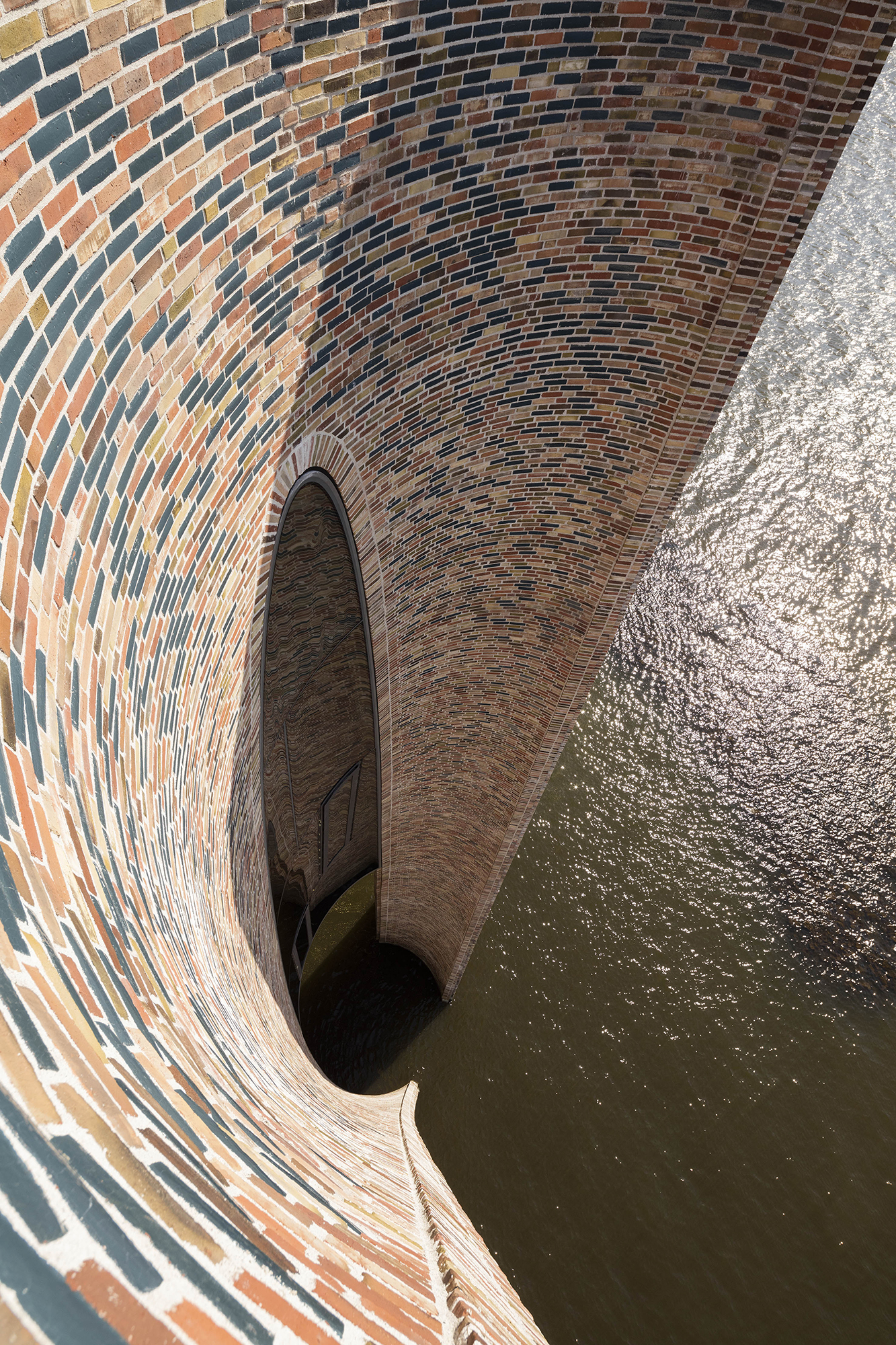 Fjordenhus' Bespoke Brick Walls
