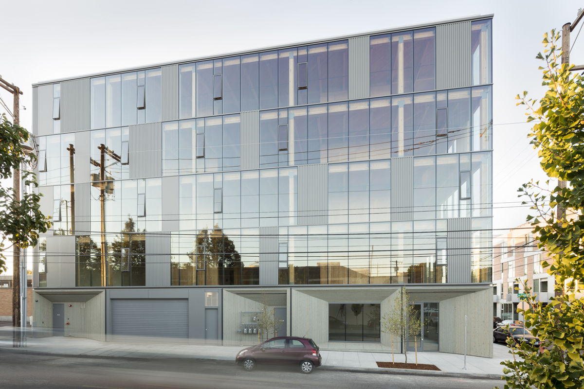 Nine Projects Win Top Honors at the 2016 WoodWorks Wood Design Awards