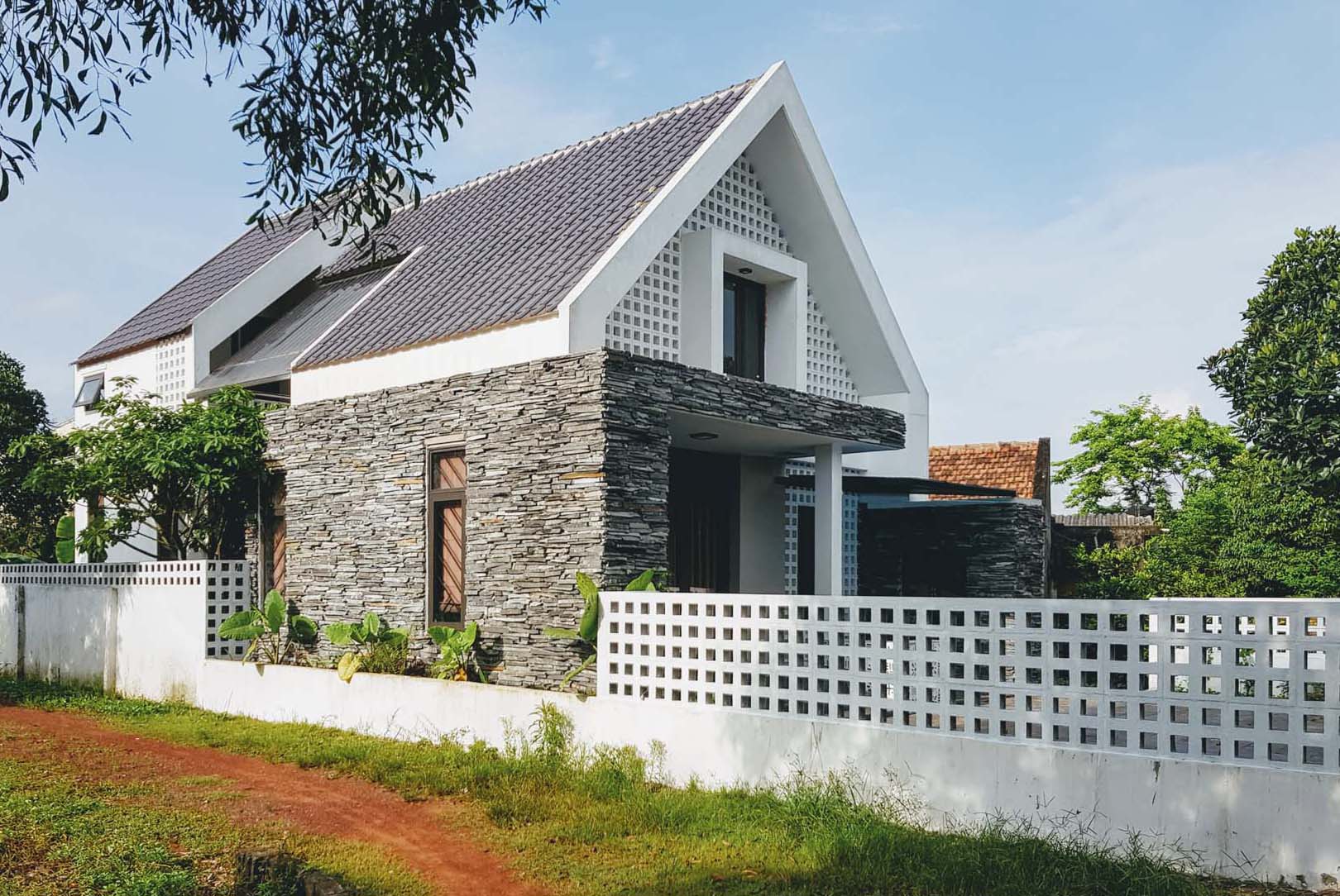 New House - Architect Magazine