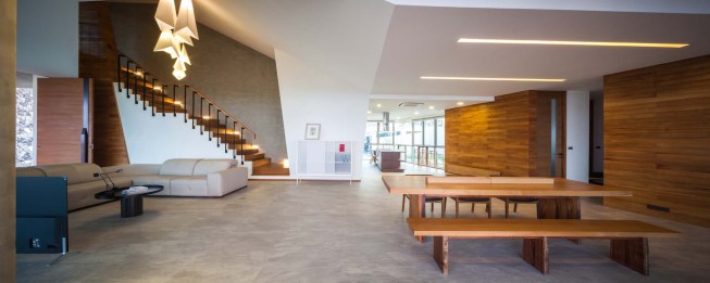 Overlapping House - Architect Magazine